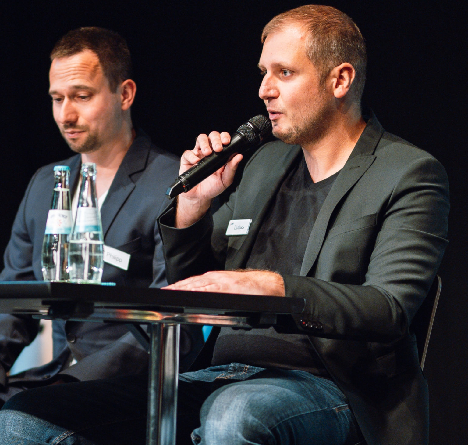 Rückblick: AWO Oberlar Kneipenquiz 2025 mit „Quizvulkan“ Manuel Hobiger ...